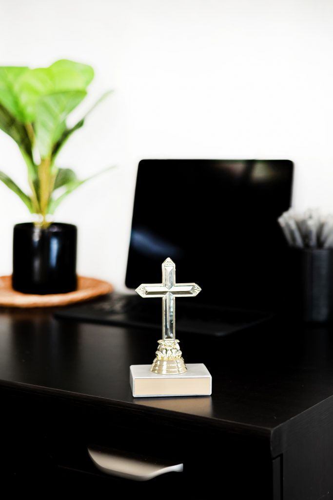 Cross Trophy - United Trophy