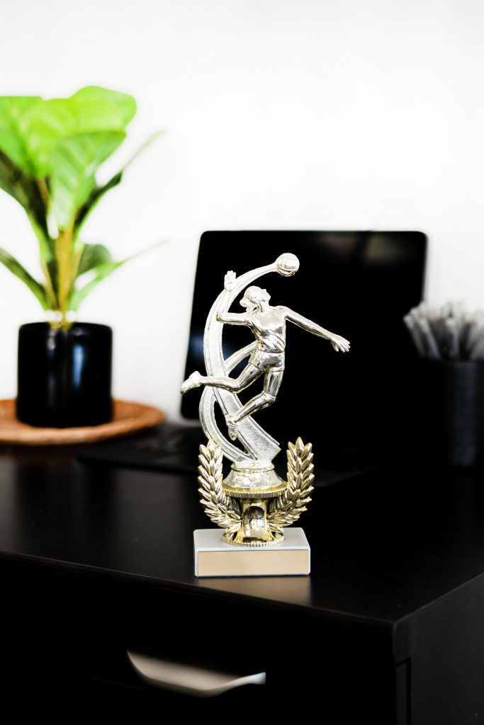 Tri Riser Trophy - United Trophy