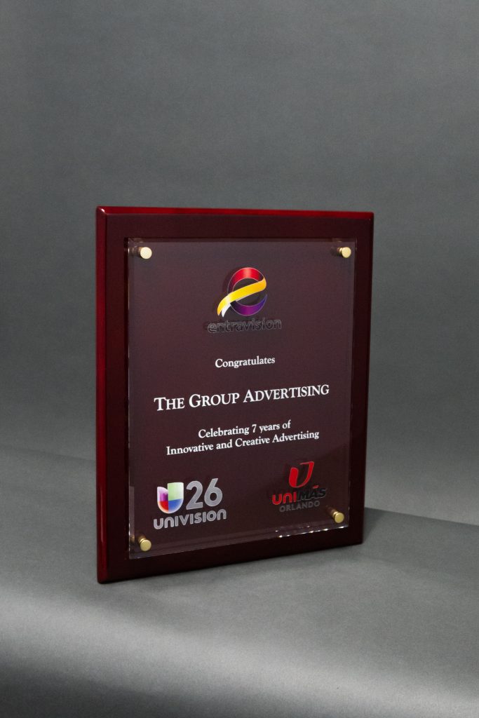 Glass and Acrylic Plaques Archives - United Trophy